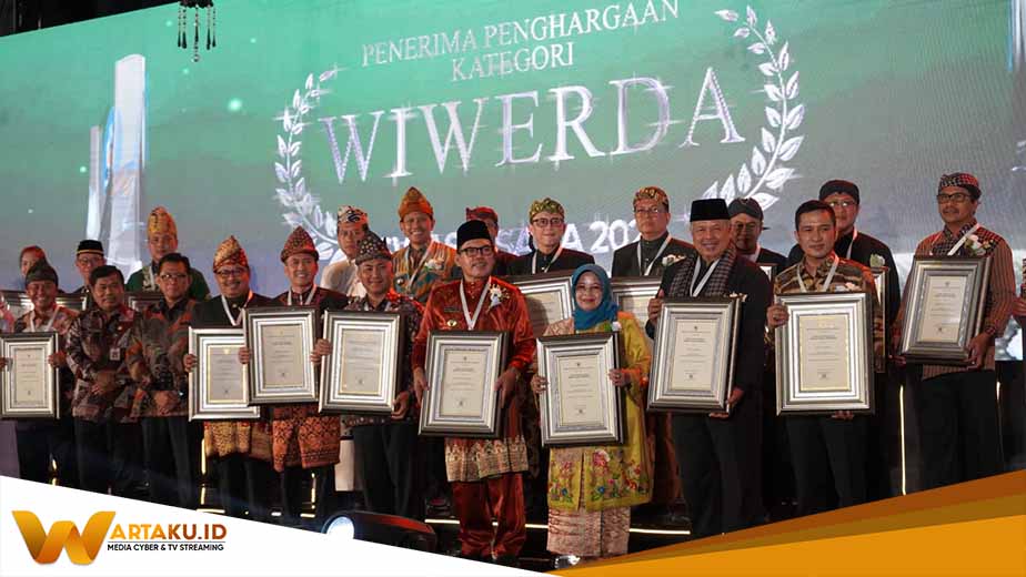 Bojonegoro Raih Anugerah Kab/Kota Sehat Tahun 2023 Tingkat Nasional ...